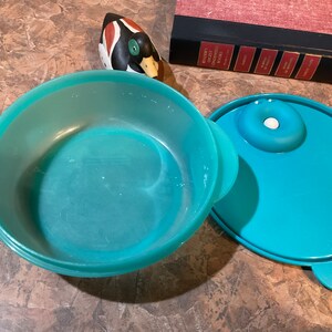 Tupperware Vent and Serve Containers. Number 2645 Number 2646 Number ...