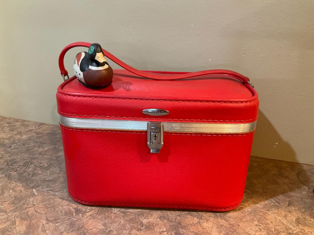 Sears Featherlite Red Train Vanity Case, Vintage Luggage - No Keys ...