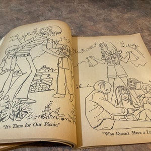 Underdog Coloring Book by Whitman 1972, Peanuts Schulz Peanuts Coloring ...