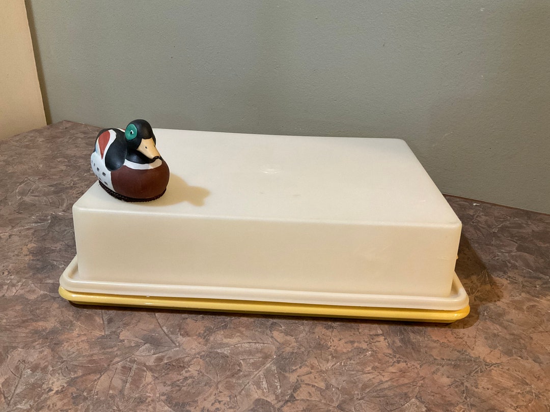 Tupperware Cake/cupcake Storage Container Harvest Yellow Lid Vintage ...