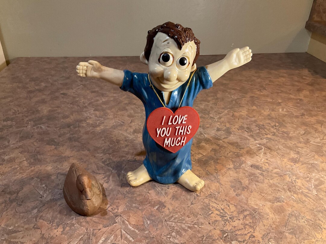 Russ Berrie & Co Statue, I Love You This Much Statue, 1968 Unbreakable ...