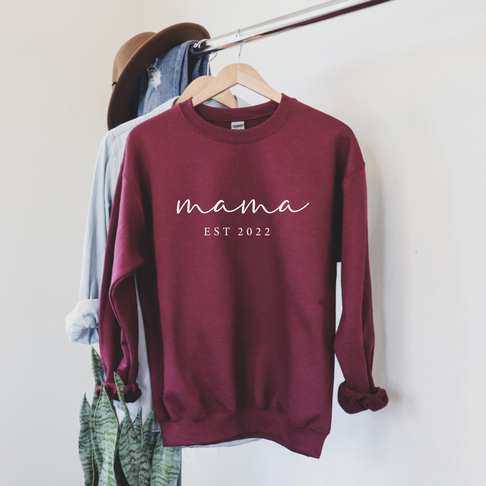 Mama Est Sweat-shirt Personalized Mom Sweater - Etsy Canada