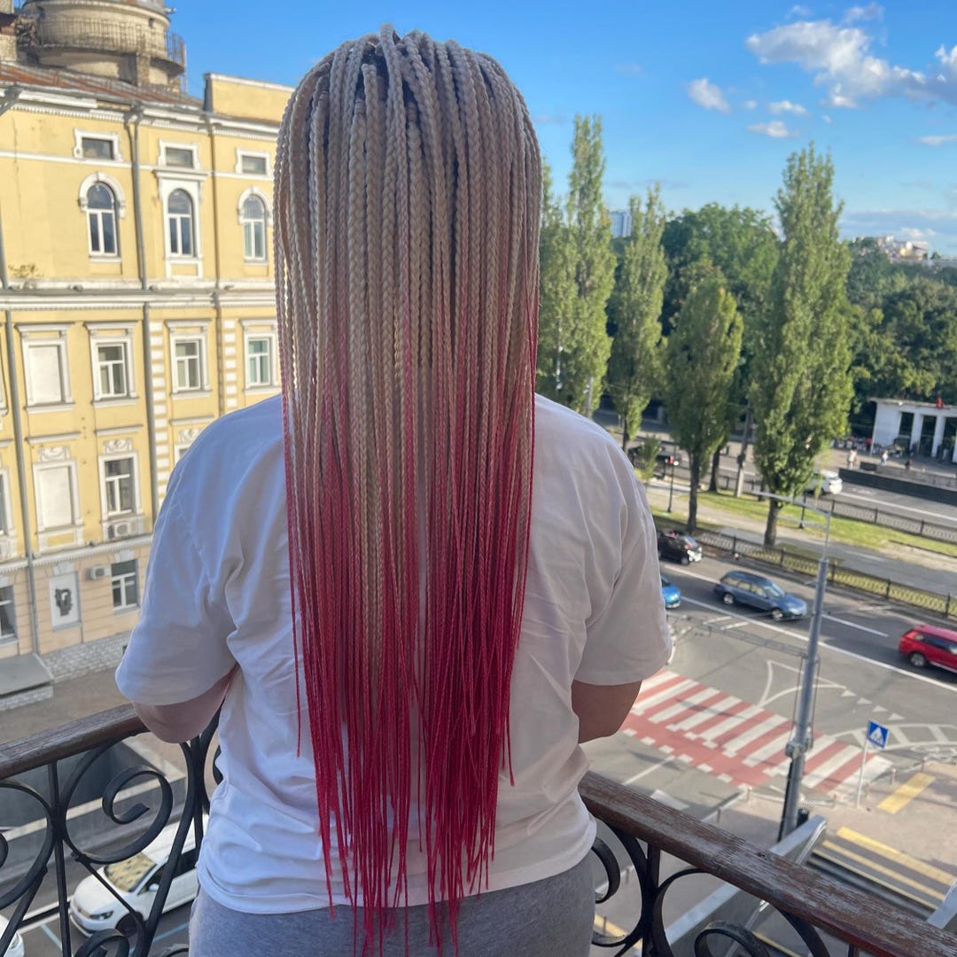 Synthetic Braids Extension Blonde Ombre in Coral Pink Color. Thin Light ...