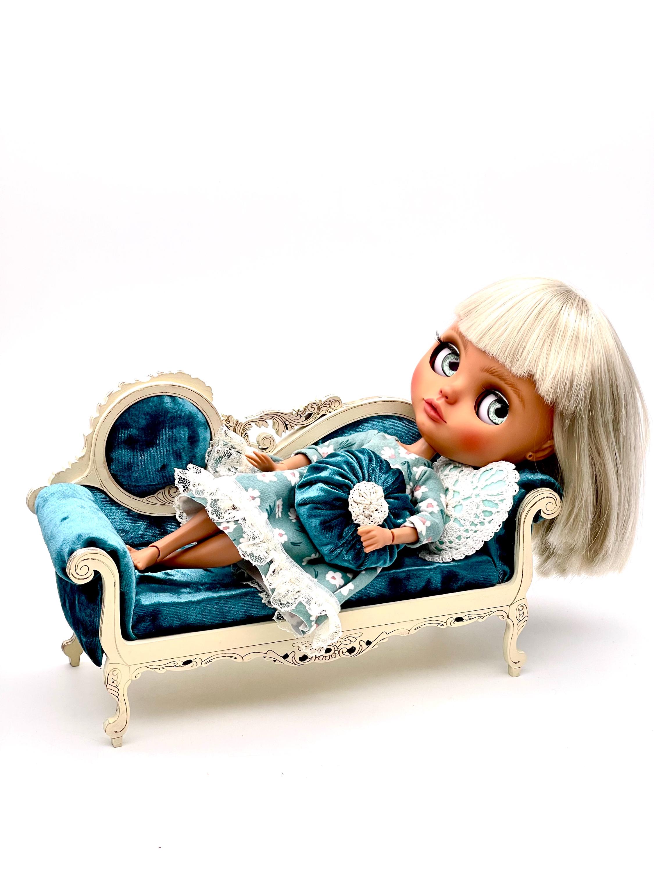 Miniature Couch for Dollhouse, Vintage Sofa for Doll, Roombox Furniture ...