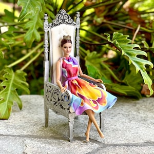 1:6 Throne for Dollhouse, Big Vintage Chair for Doll, Halloween Throne ...