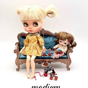 Miniature Couch for Dollhouse, Vintage Sofa for Doll, Roombox Furniture ...