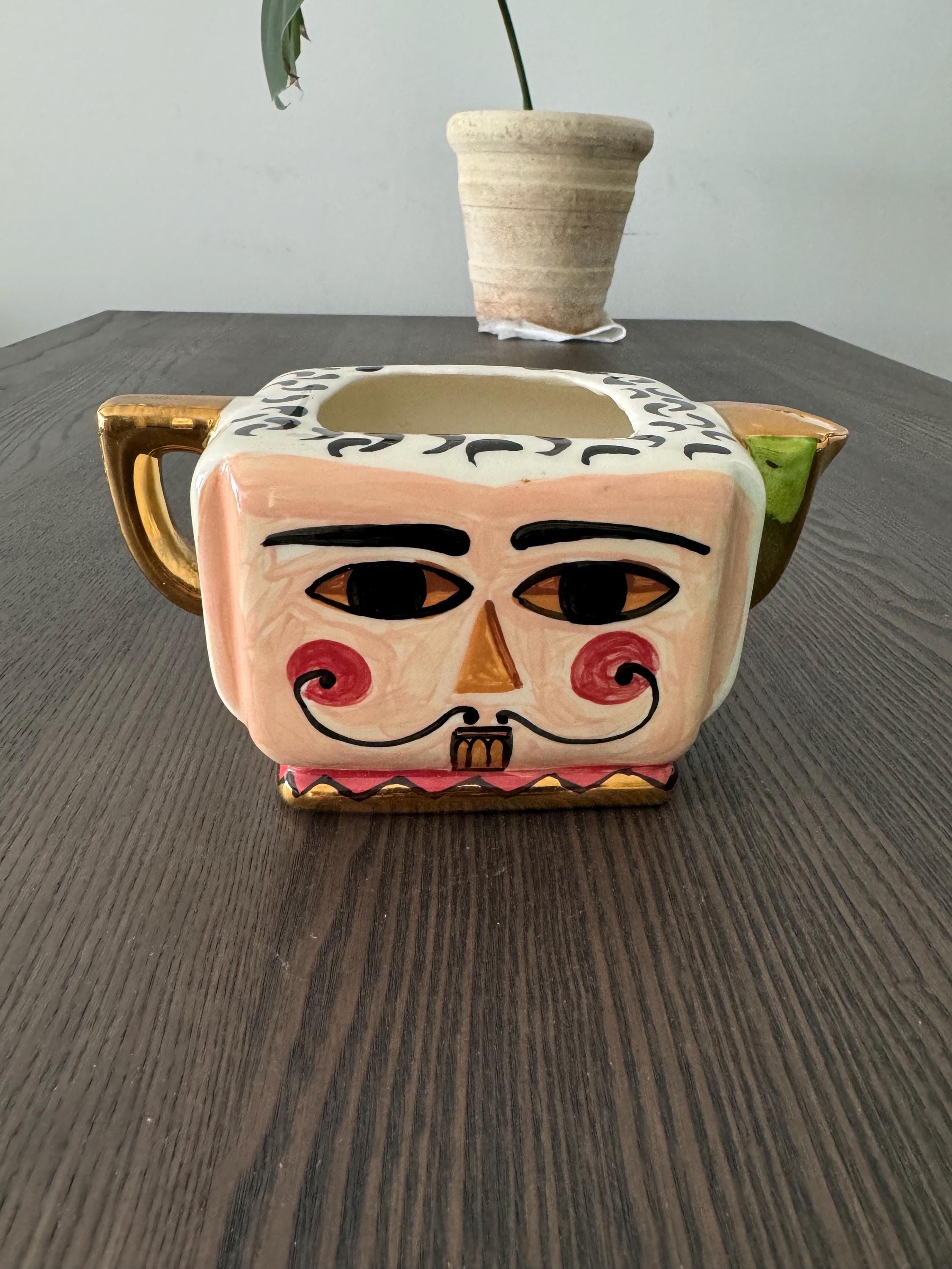 Vintage Face Teapot With Gold Details - Etsy
