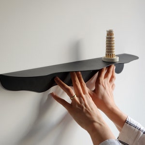 Wavy Metal Shelf, Floating Wavy Decorative Shelf, Wall Mounted ...