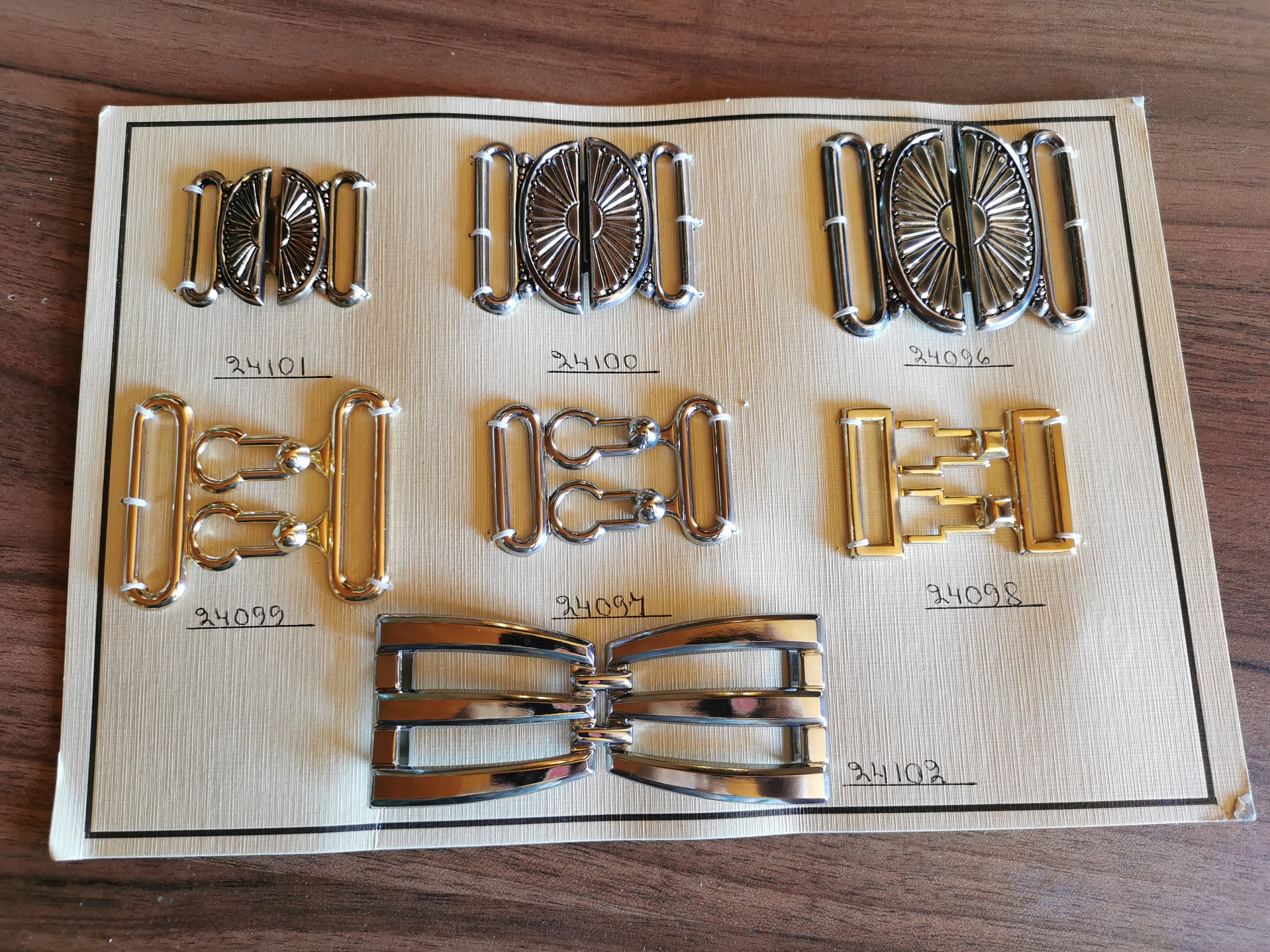 Sewing & Fiber Vintage 1970 salesman eloxal belt buckles display ...