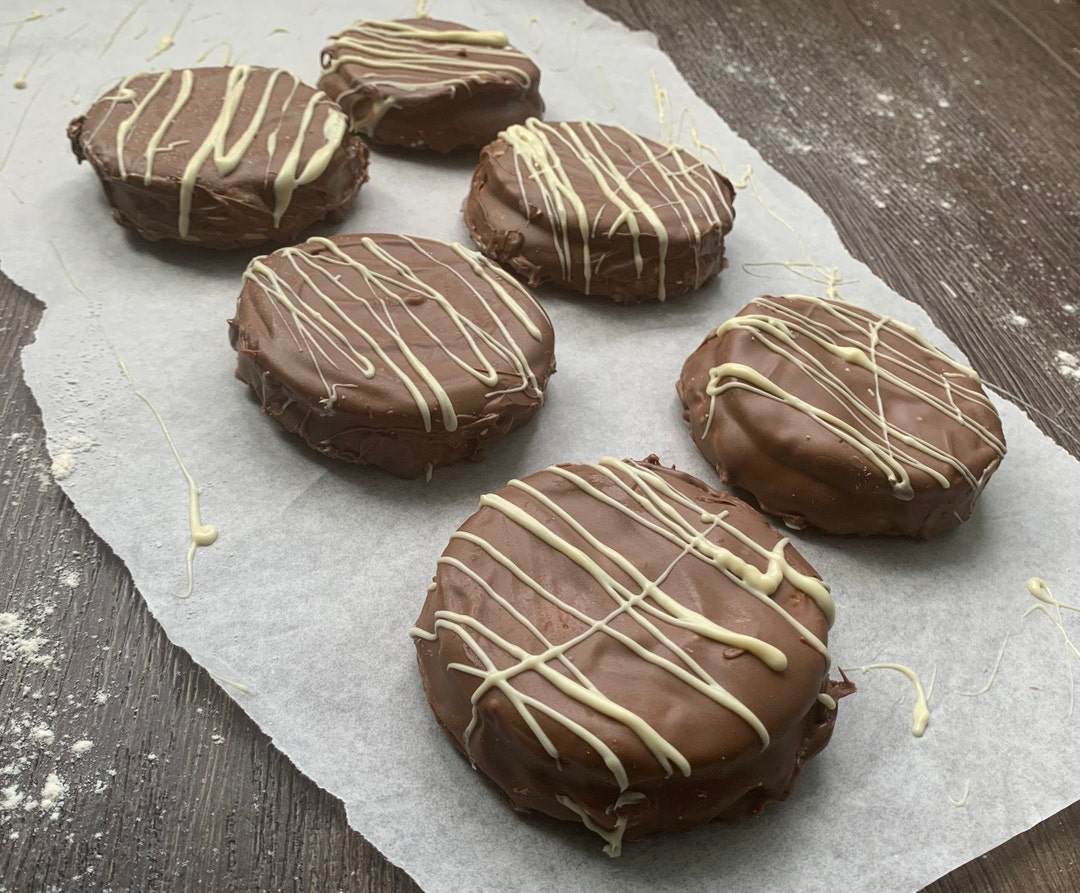Retro Handmade Large Wagon Wheels Milk Chocolate Dipped Biscuits - Etsy UK