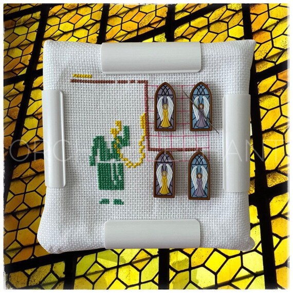 4pc Stained Glass Needle Minder Set | Etsy