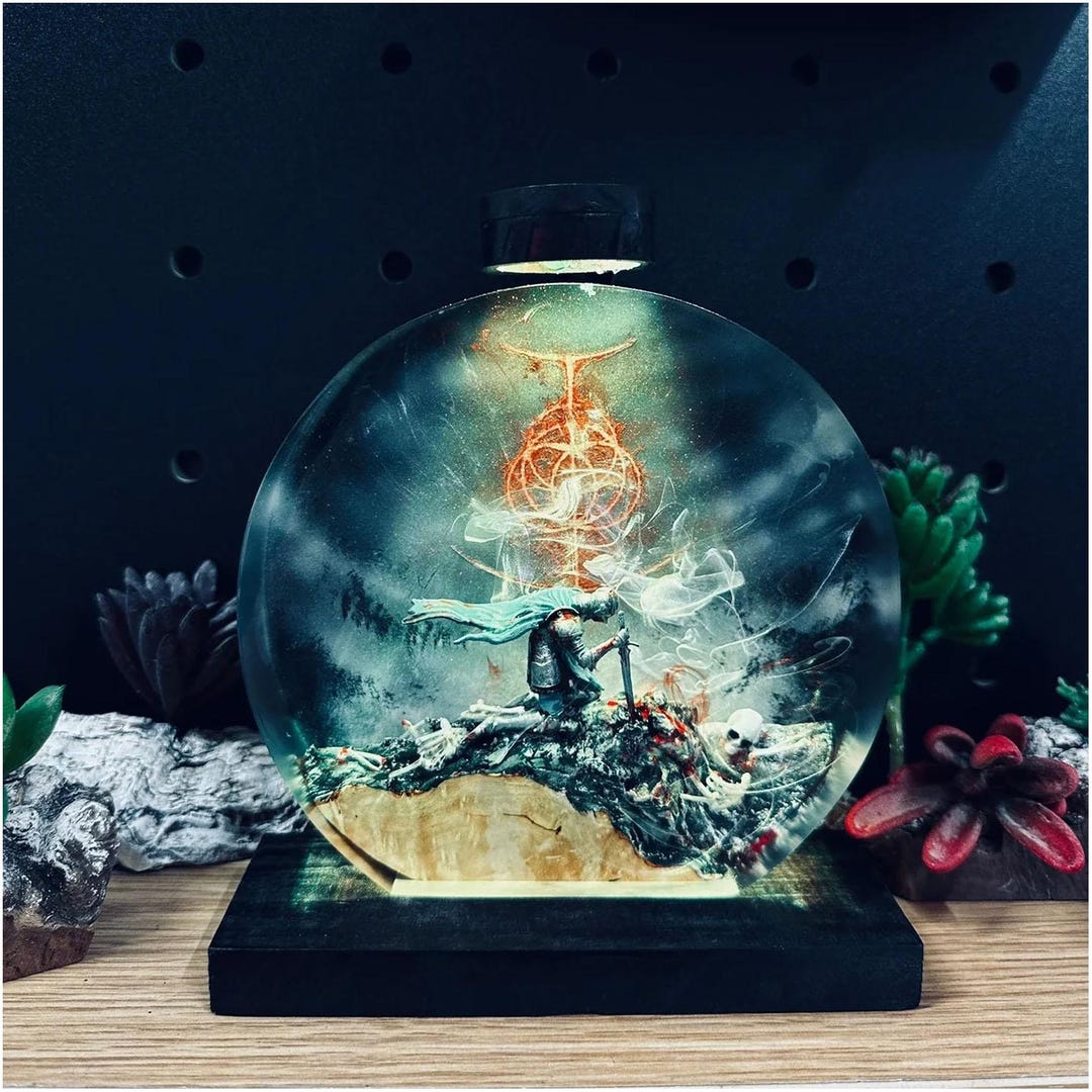 Tarnished Elden Ring Epoxy Resin Lamp, Night Light - Etsy