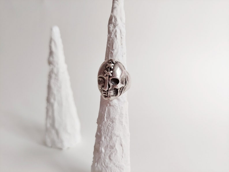 Silver Skull Ring, Scary Jewelry, Gothic Art Ring, Punk Accessories ...