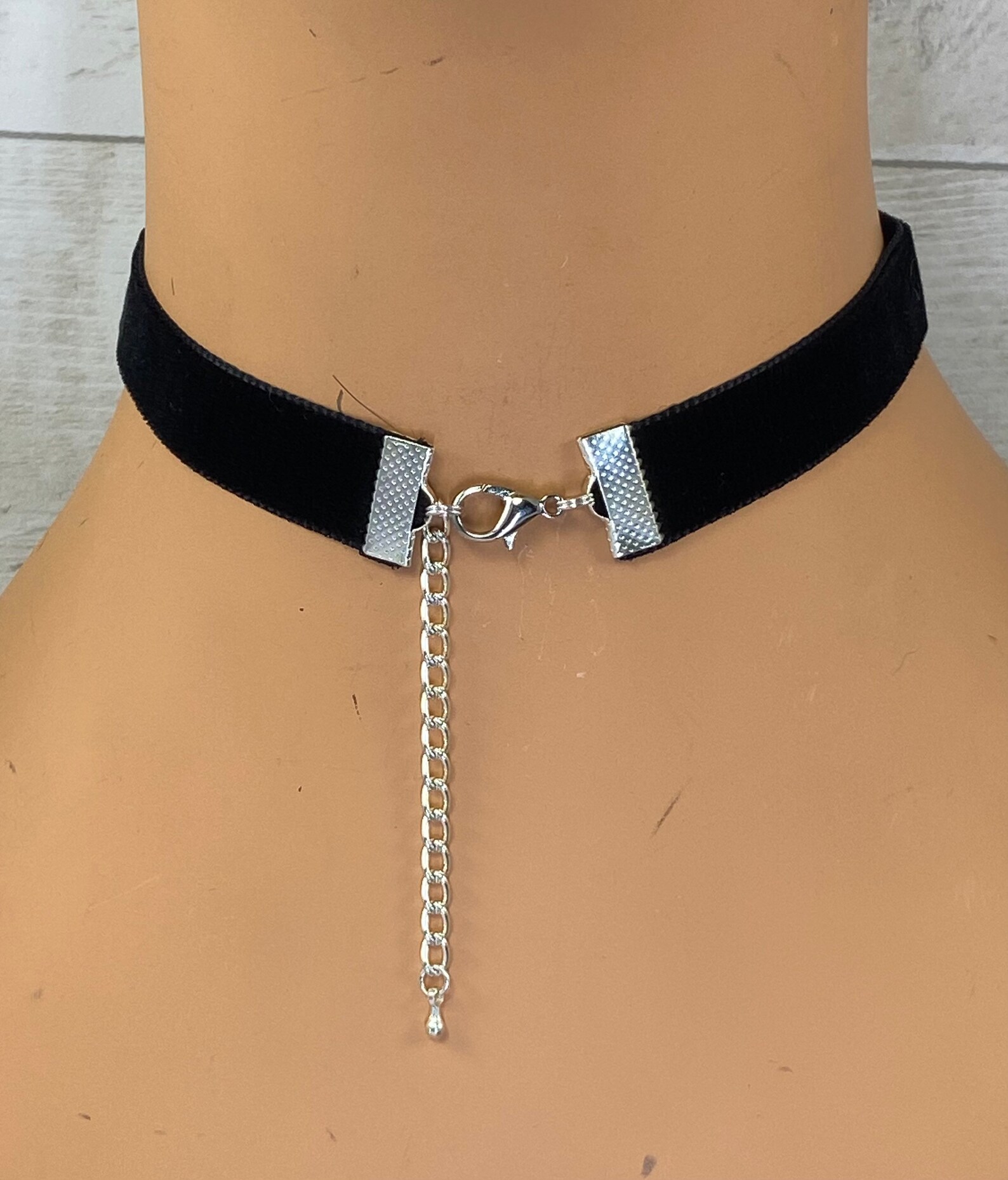 Black Velvet Choker Necklace With Purple Heart Shape Jewel and Clear ...