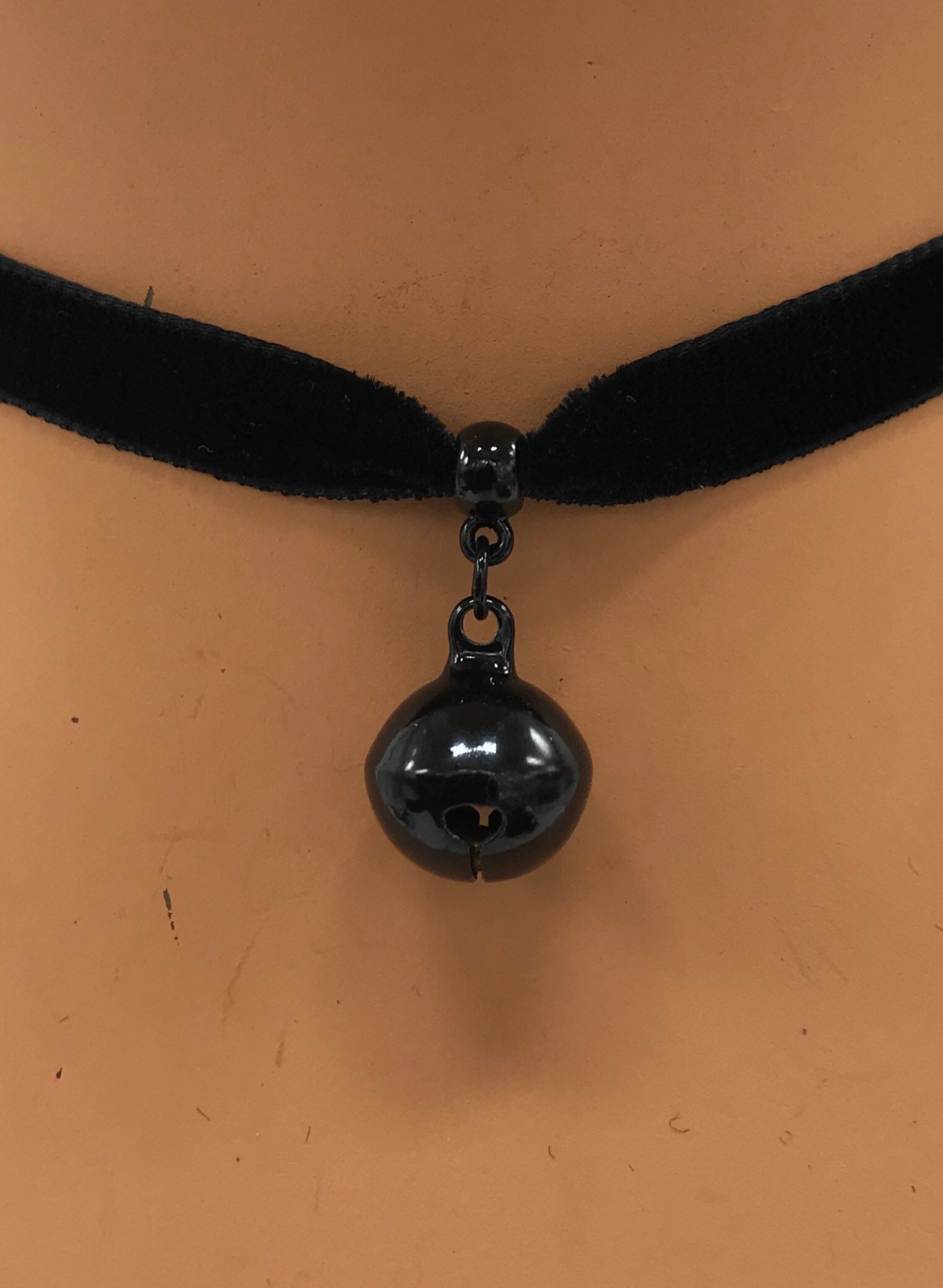 10 mm wide black velvet ribbon choker necklace with black bell | Etsy