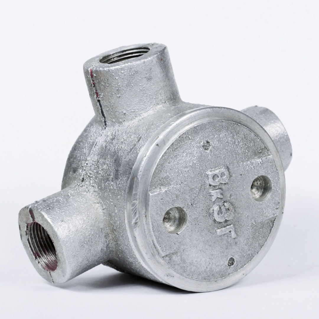 Vintage Metal Electrical Junction Box for Lamp Wiring, Pipe System ...