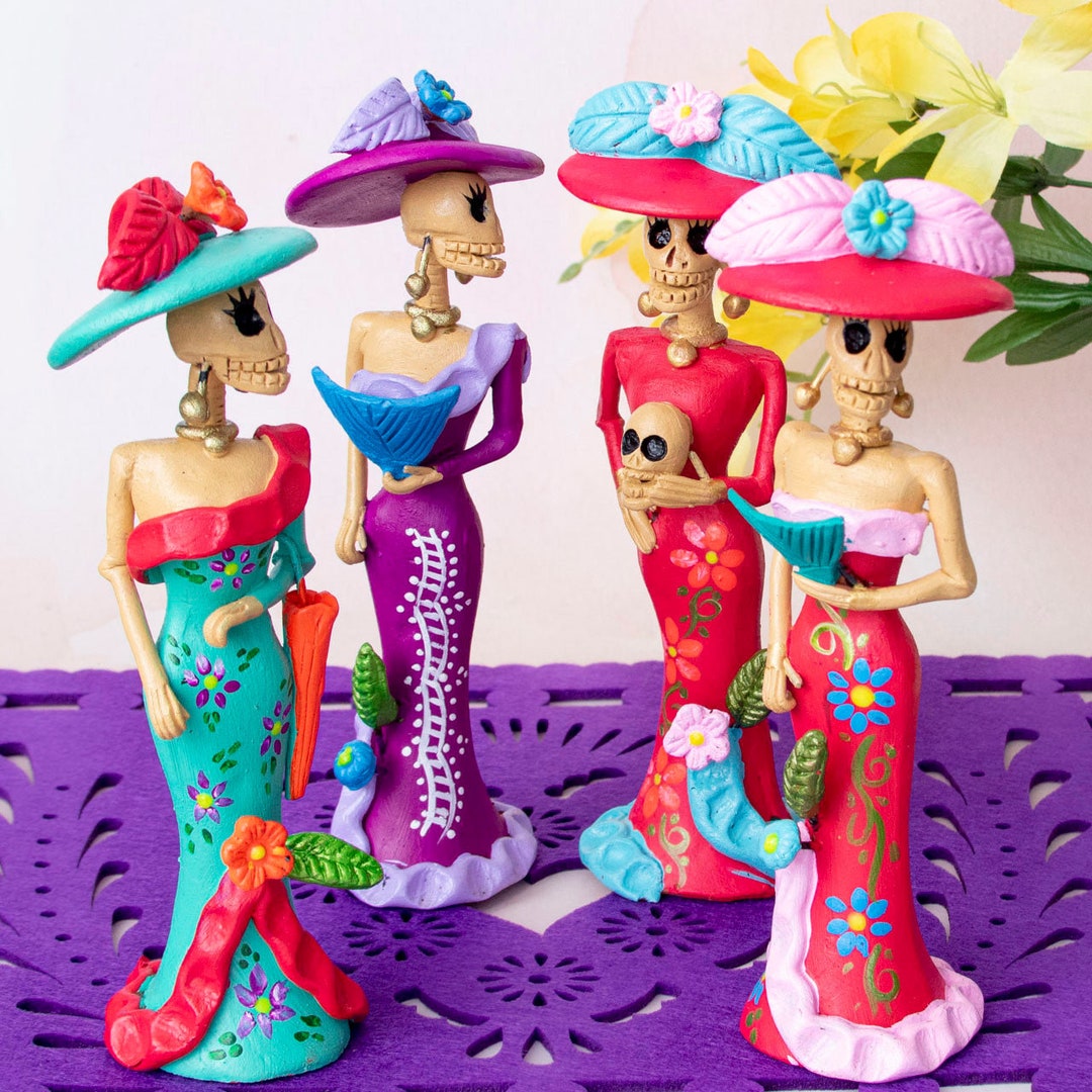 Traditional Catrina Clay Sculpture, Day of the Dead día De Muertos - Etsy