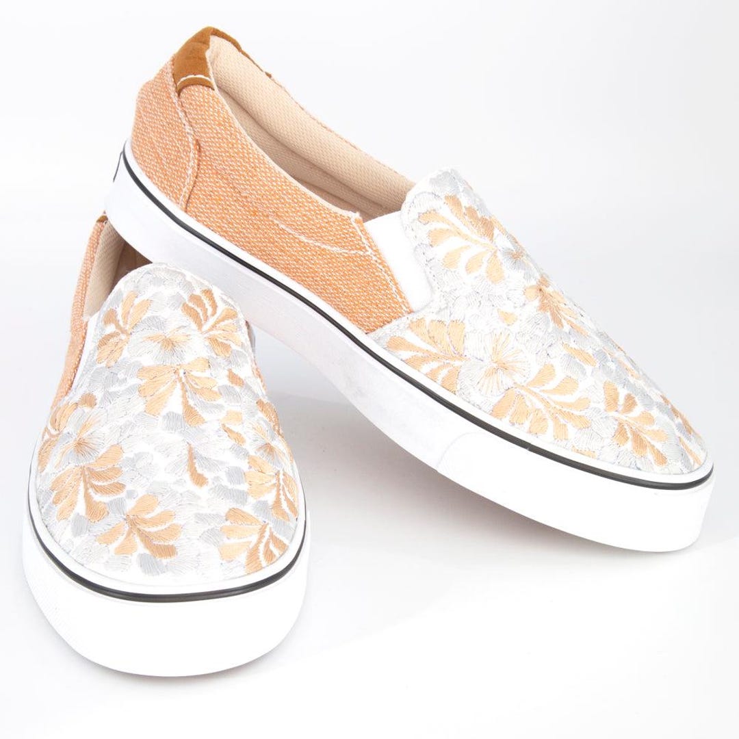 Monte Albán Floral Embroidered Sneakers - Etsy