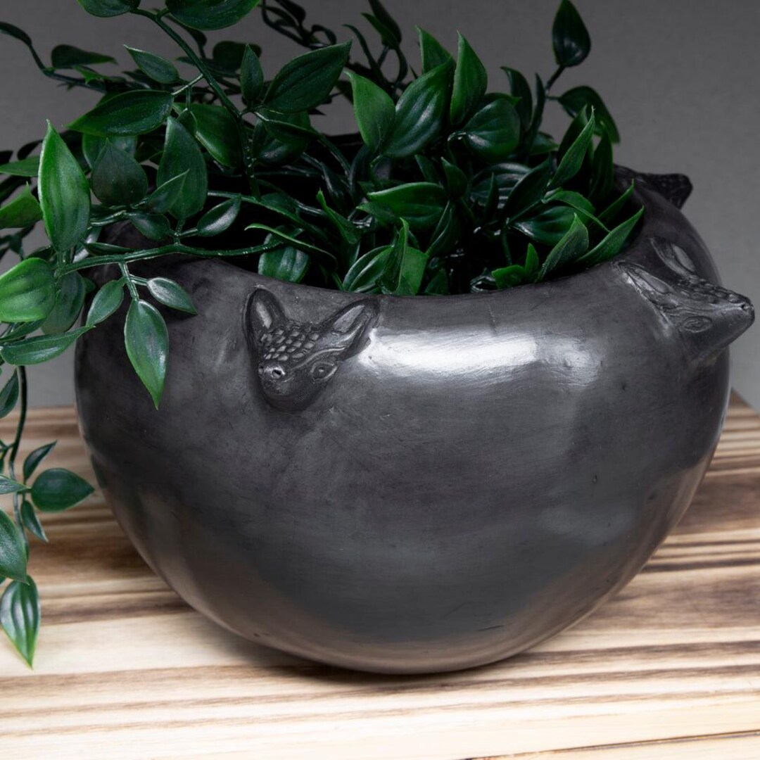 Barro Negro Armadillo Planter - Etsy