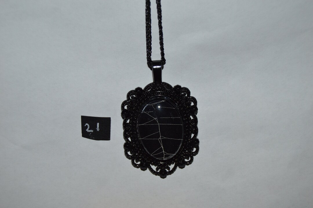 Real Preserved Spider Web Mid Length Necklace - Etsy