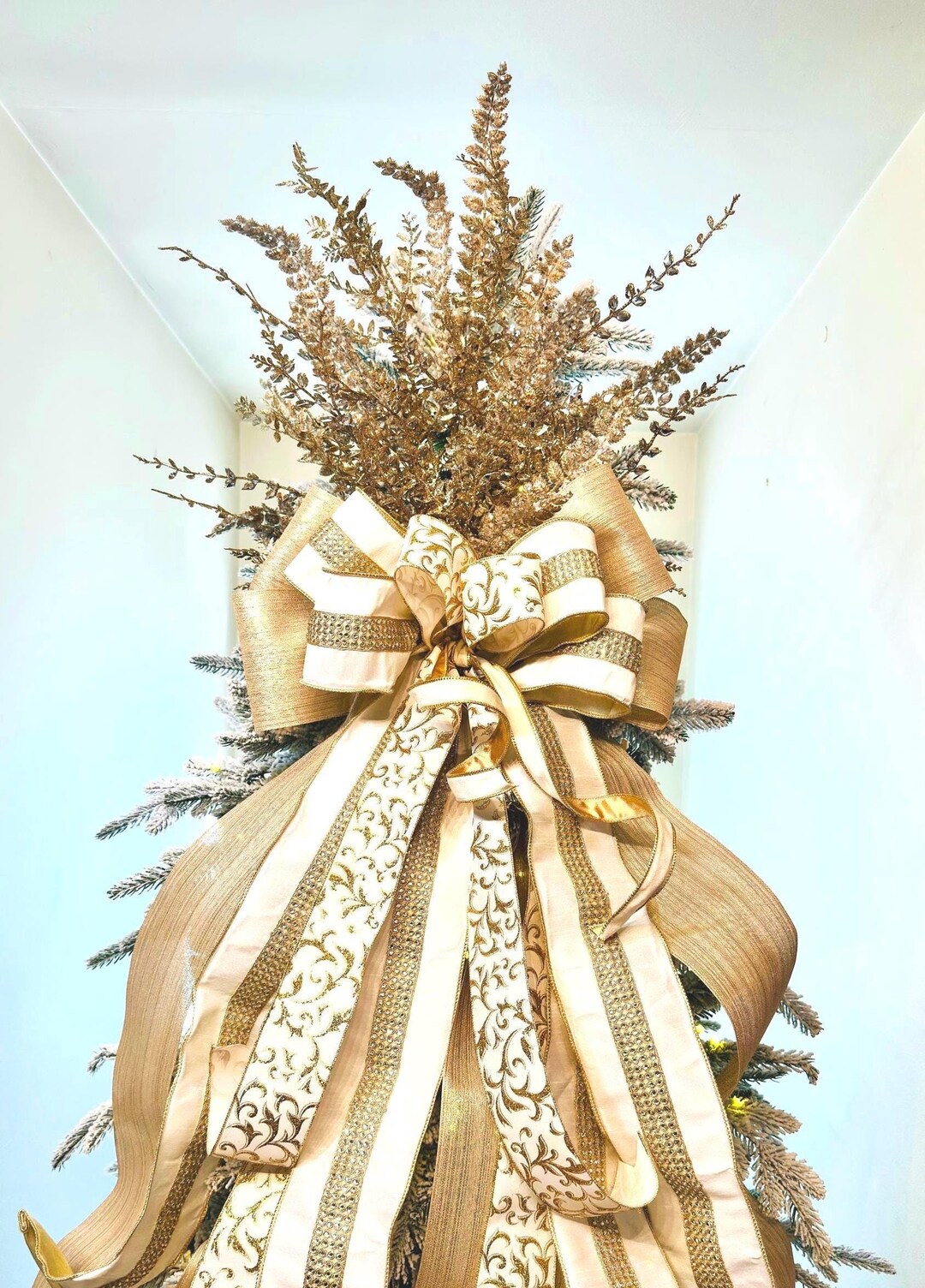 Opulent Gold & Cream Christmas Tree Topper Bow – Luxe Designer Ribbon ...