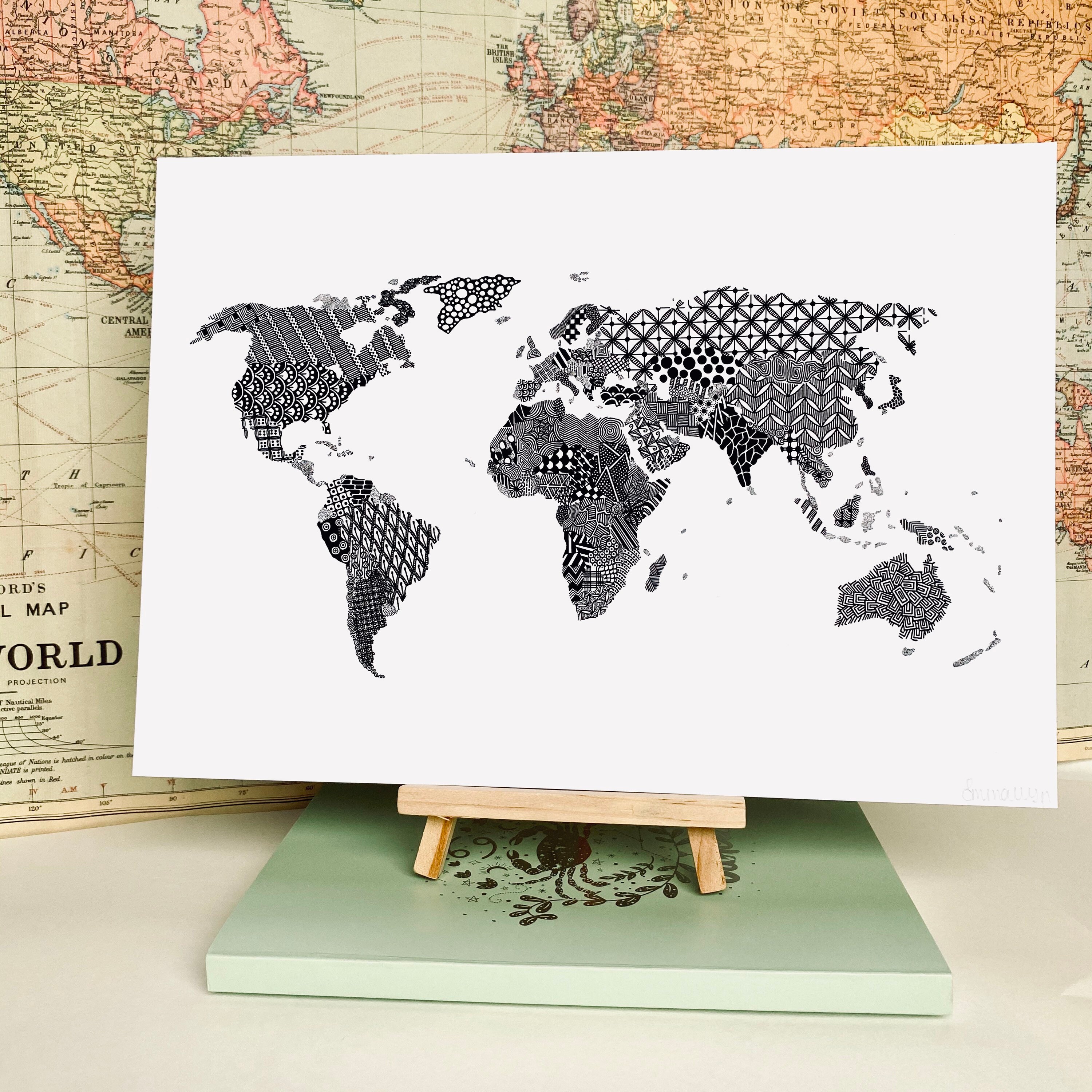 Map O’r Byd / Map of the World - Etsy Canada