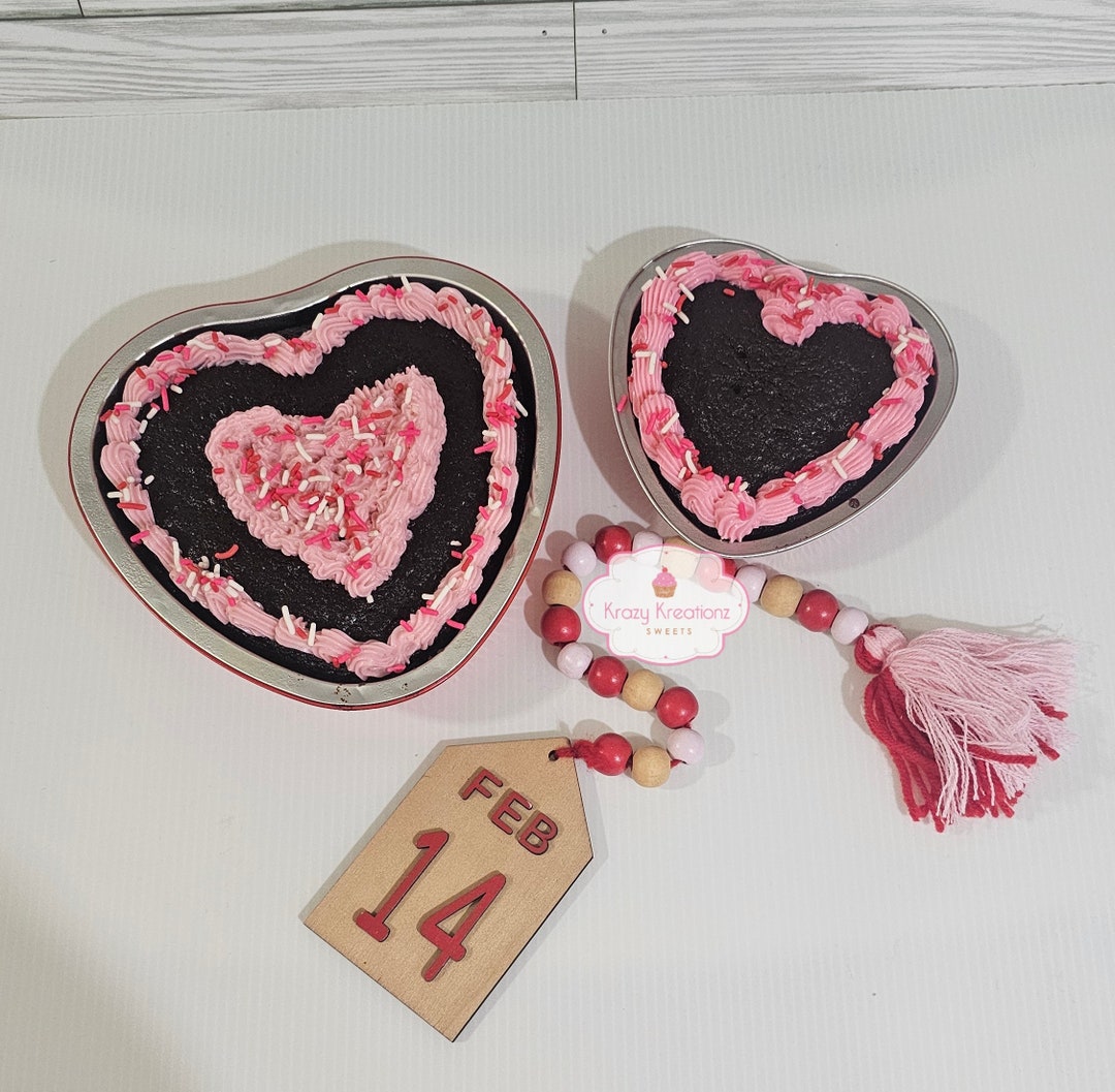 Heart Tray Cakes - Choose a Size - Valentine's Day Cake, Heart Cake - Etsy
