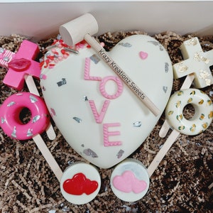 Breakable Heart & Cakesicle Treat Box, Valentine's Day Treat Box - Etsy