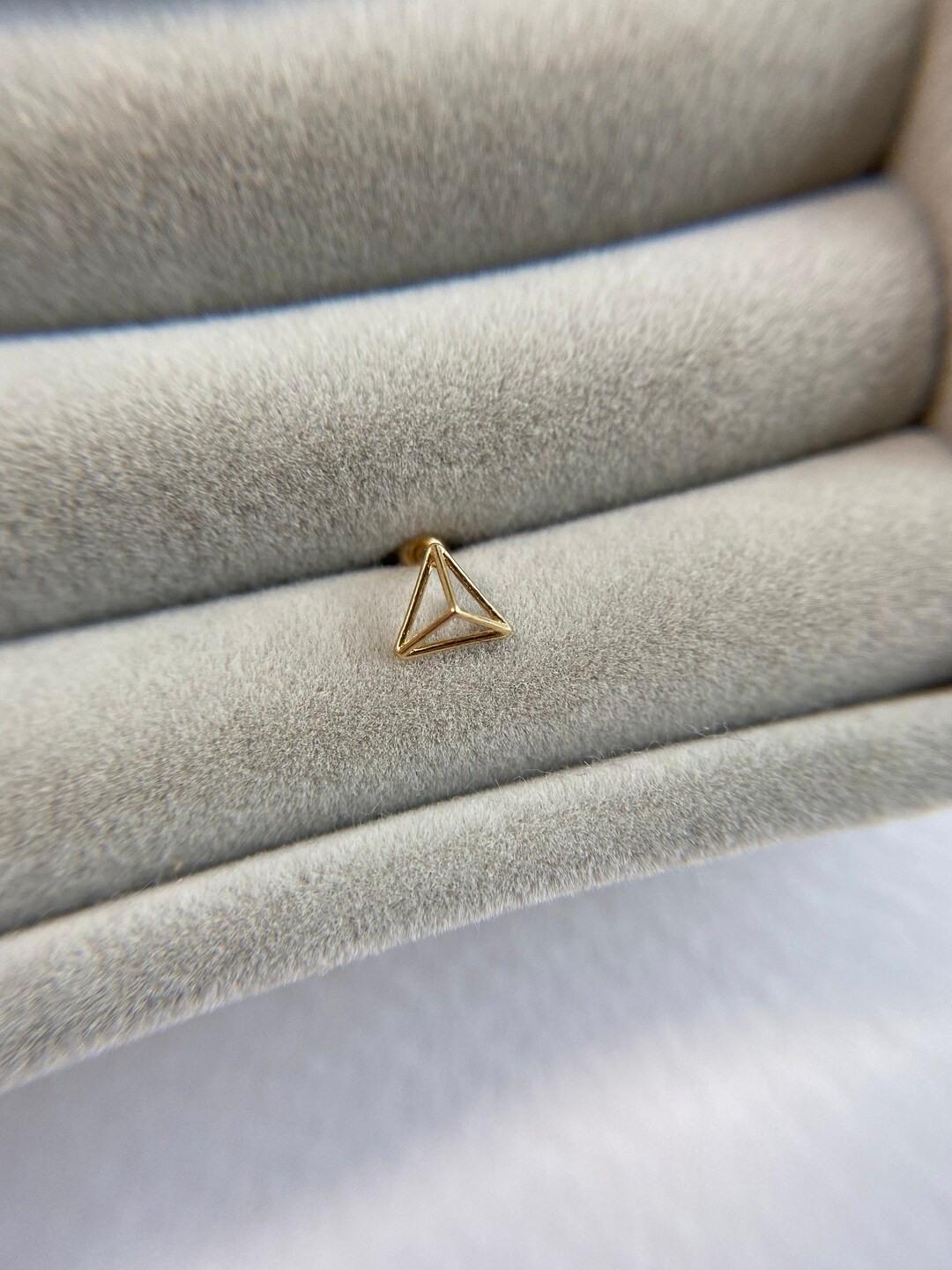 10K Solid Gold/ 3D Pyramid Triangle Geometric Ear Piercing,cartilage ...