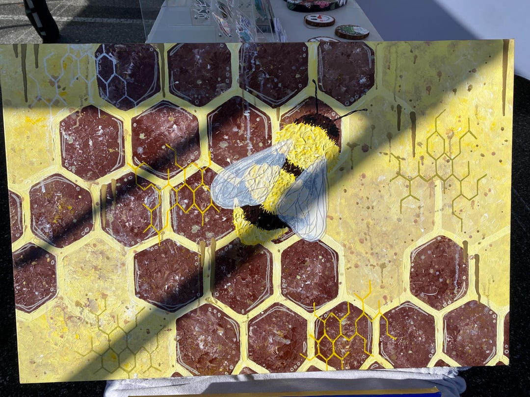 Extra Large Bumblebee Canvas (pick up Only) - Etsy