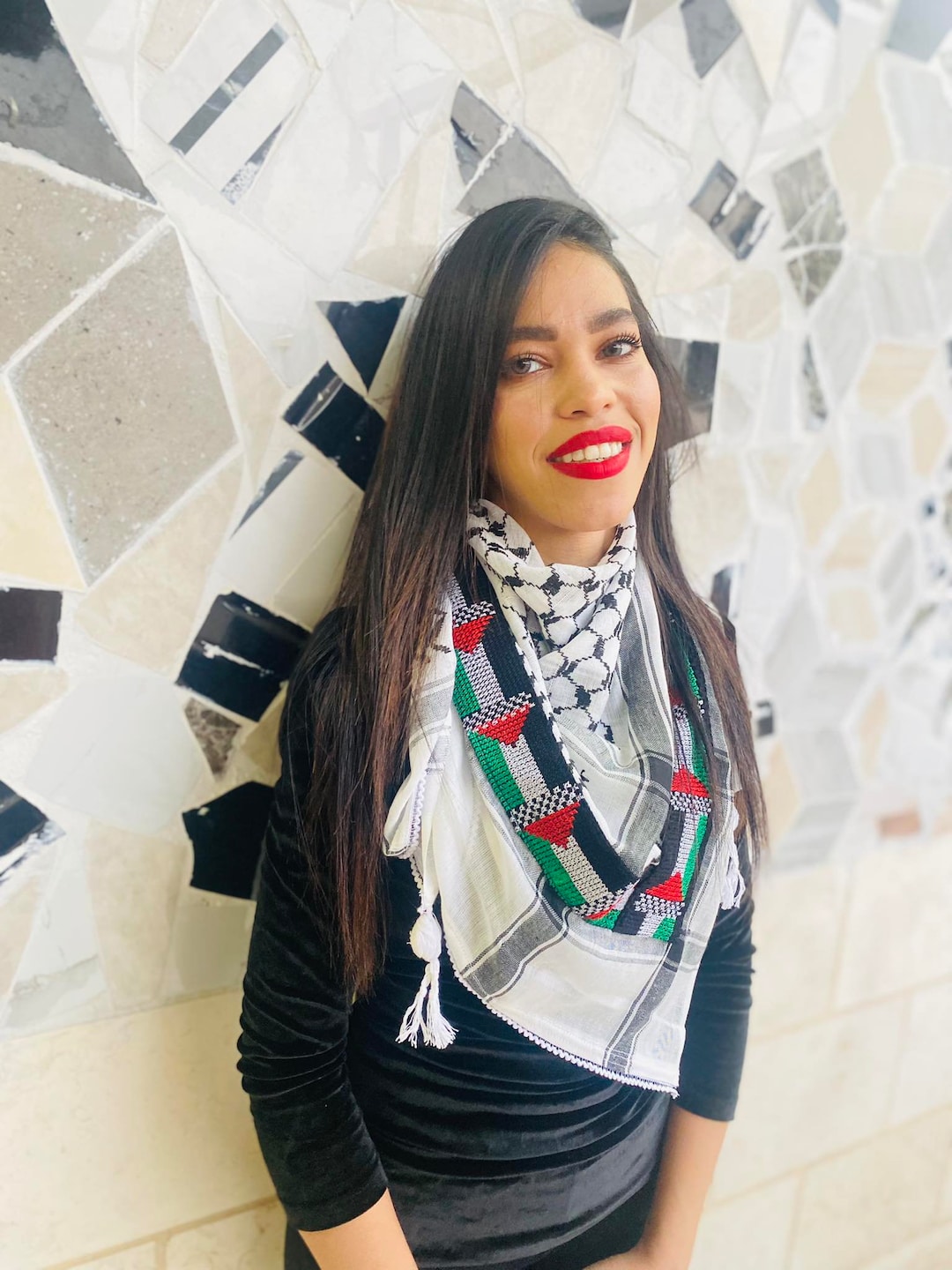 BACK IN STOCK Palestinian Kuffiyah With Flag Neck Scarf - Etsy