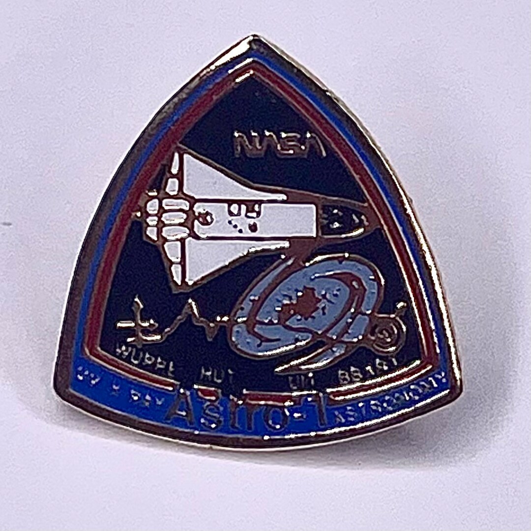 NASA Space Shuttle Columbia ASTRO-1 Pin (STS 35 Mission) - Etsy