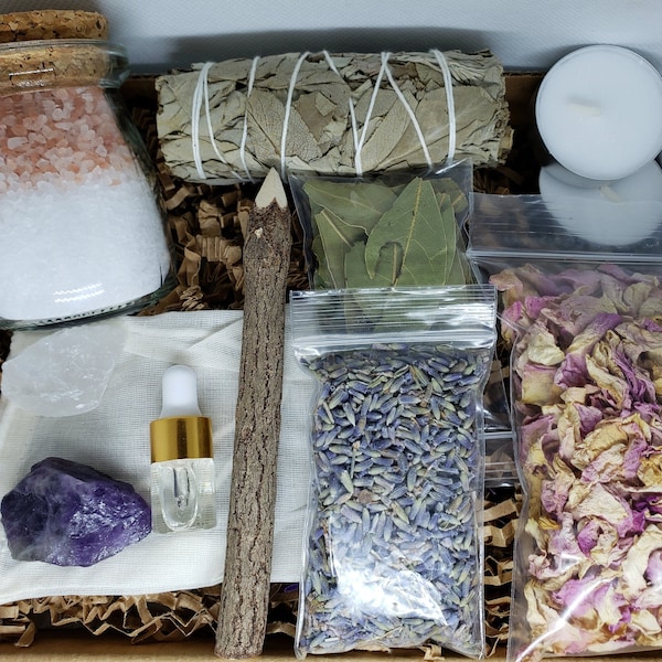 Moon Gift - 60+ Gift Ideas for 2024