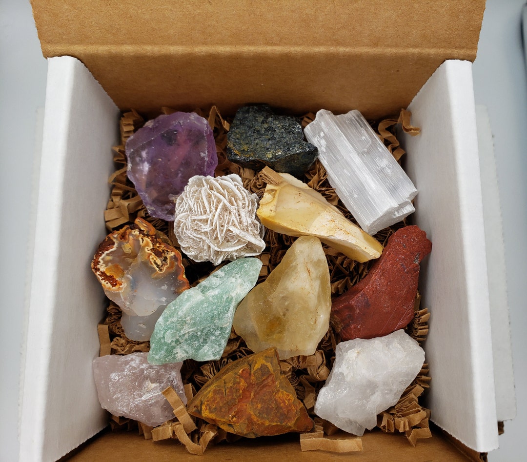 12 Piece Mini Crystal Gift Box - Gift Set - Crystals - Rough Stones ...