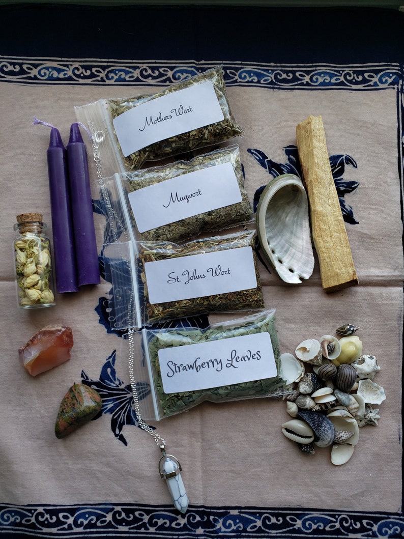 Small Mystery Box - Etsy