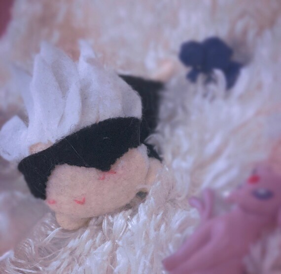 Mini Gojo Satoru Plushie | Etsy