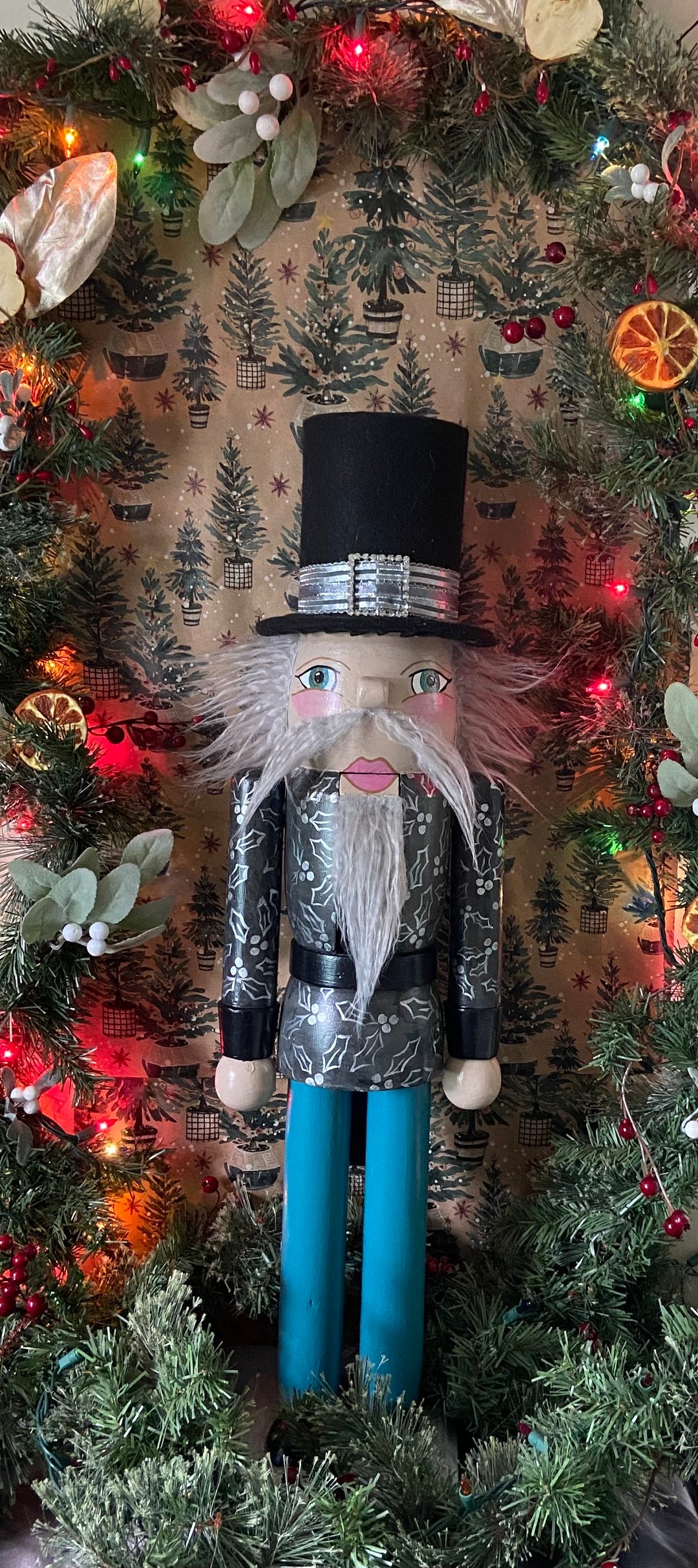 Nutcracker 3ft Tall Refurbished - Etsy