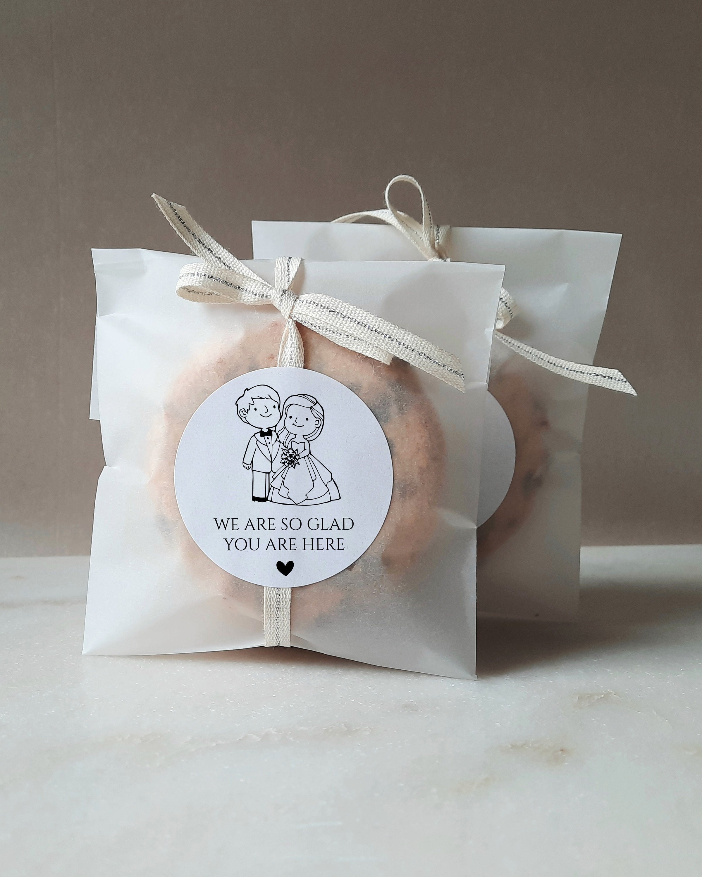 Personalized Round Wedding Favor Stickers, Favour Bag Labels, Party ...