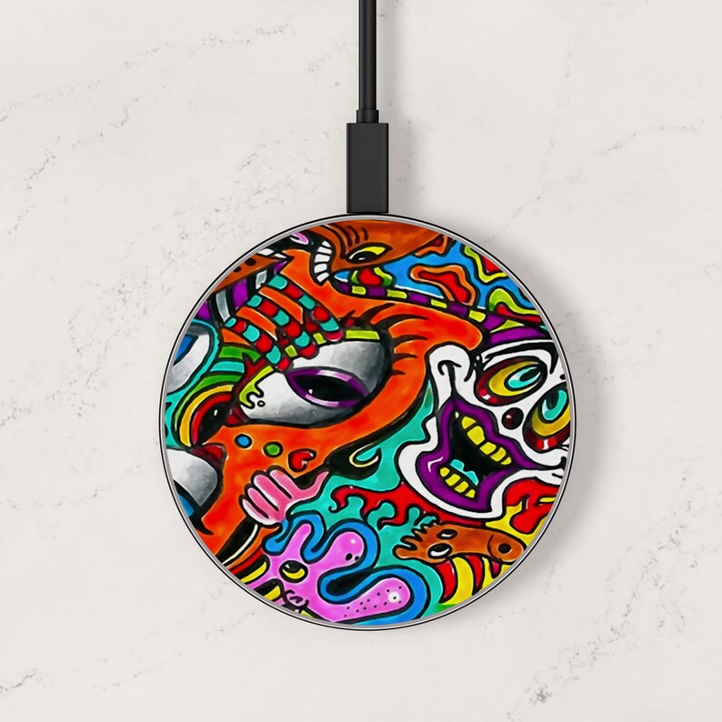 Graffiti Urban Street Art Wireless Charger, Charging Pad, Fast Qi ...