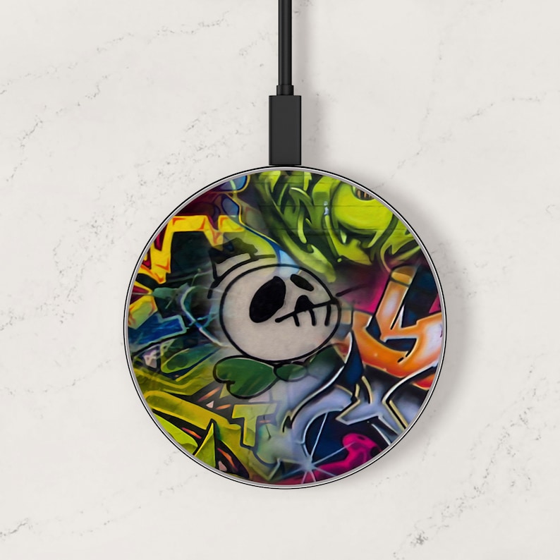 Graffiti Urban Street Art Wireless Charger, Charging Pad, Fast Qi ...