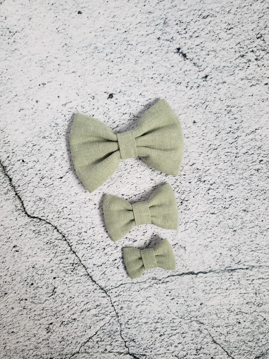 A Linen Hair Bow, Three Formats spring Model, Pale Green, Summer ...