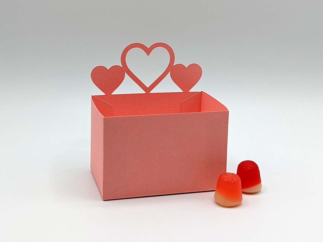 Heart Treat Box SVG Cut File, Heart Gift Box SVG, Wedding Treat Box Svg ...