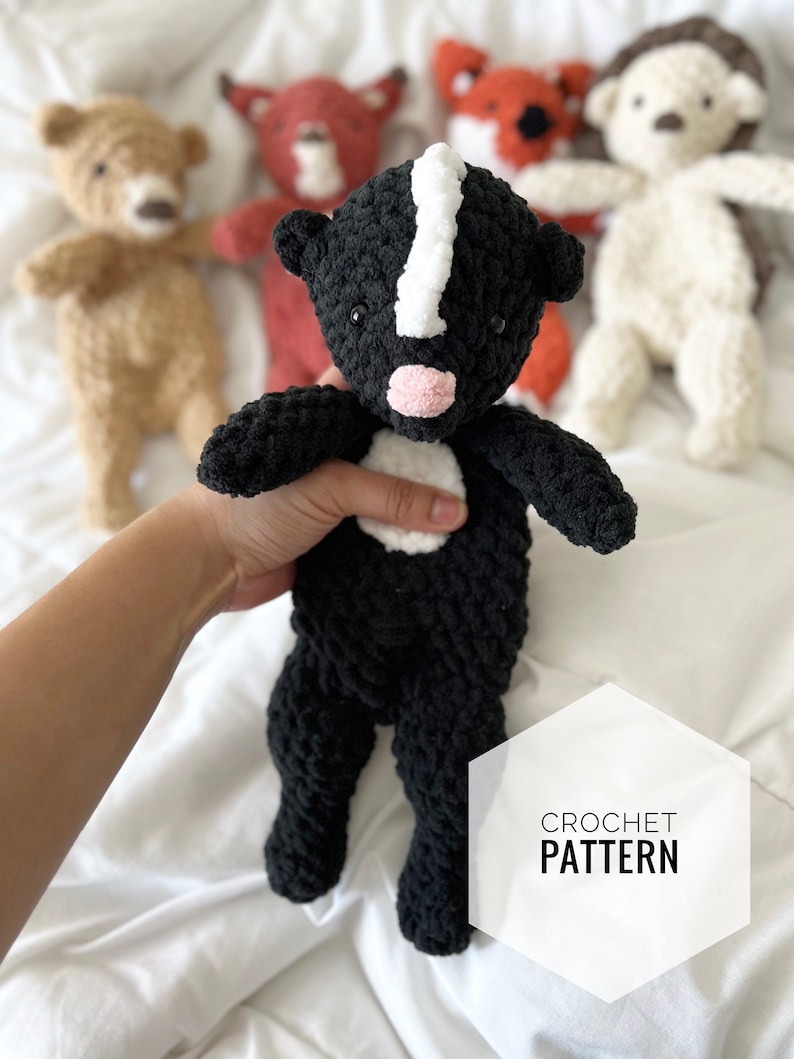 Skye the Skunk Crochet Pattern Little Woodsy Pals - Etsy