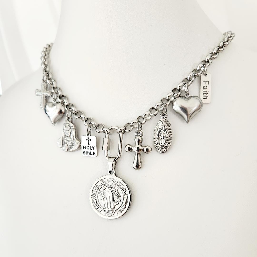 Collar Medalla San Benito • Dijes Religiosos de Plata • Joyería ...