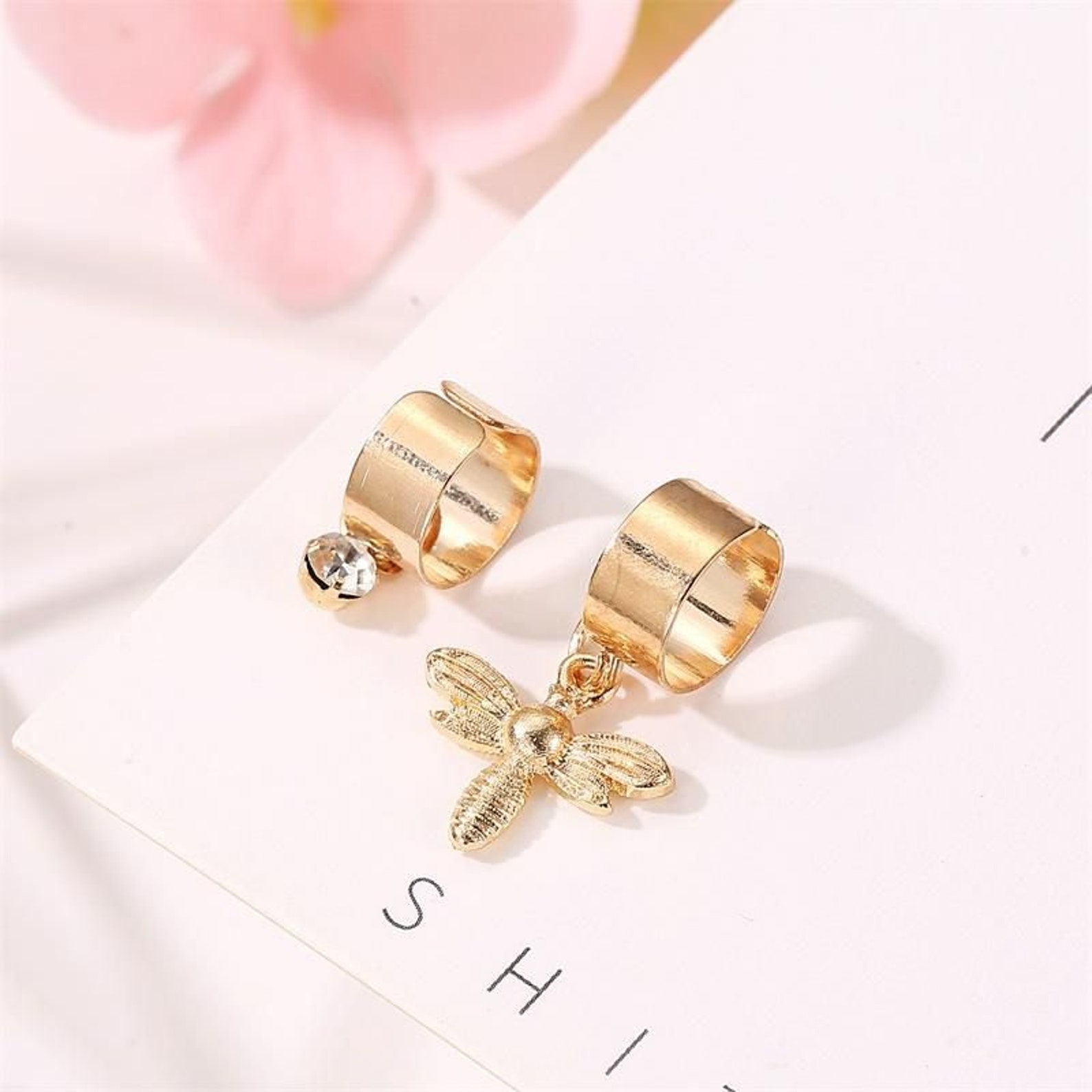 Bee Cuffgold Bee Ear Cuff Ear Cuff Gold Ear Cuff No | Etsy UK