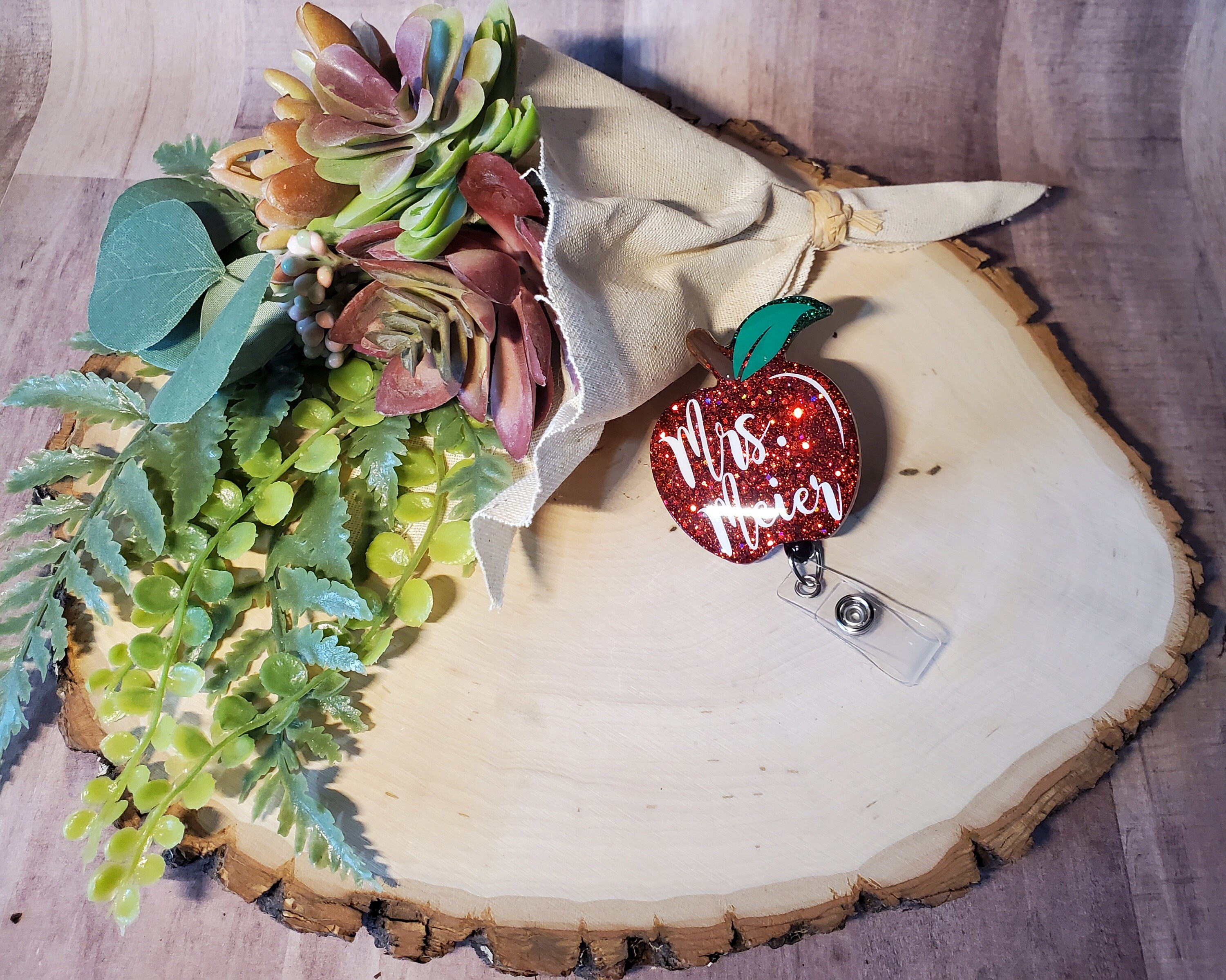 Epoxy Apple Badge Reel Teacher Gift Back to School - Etsy