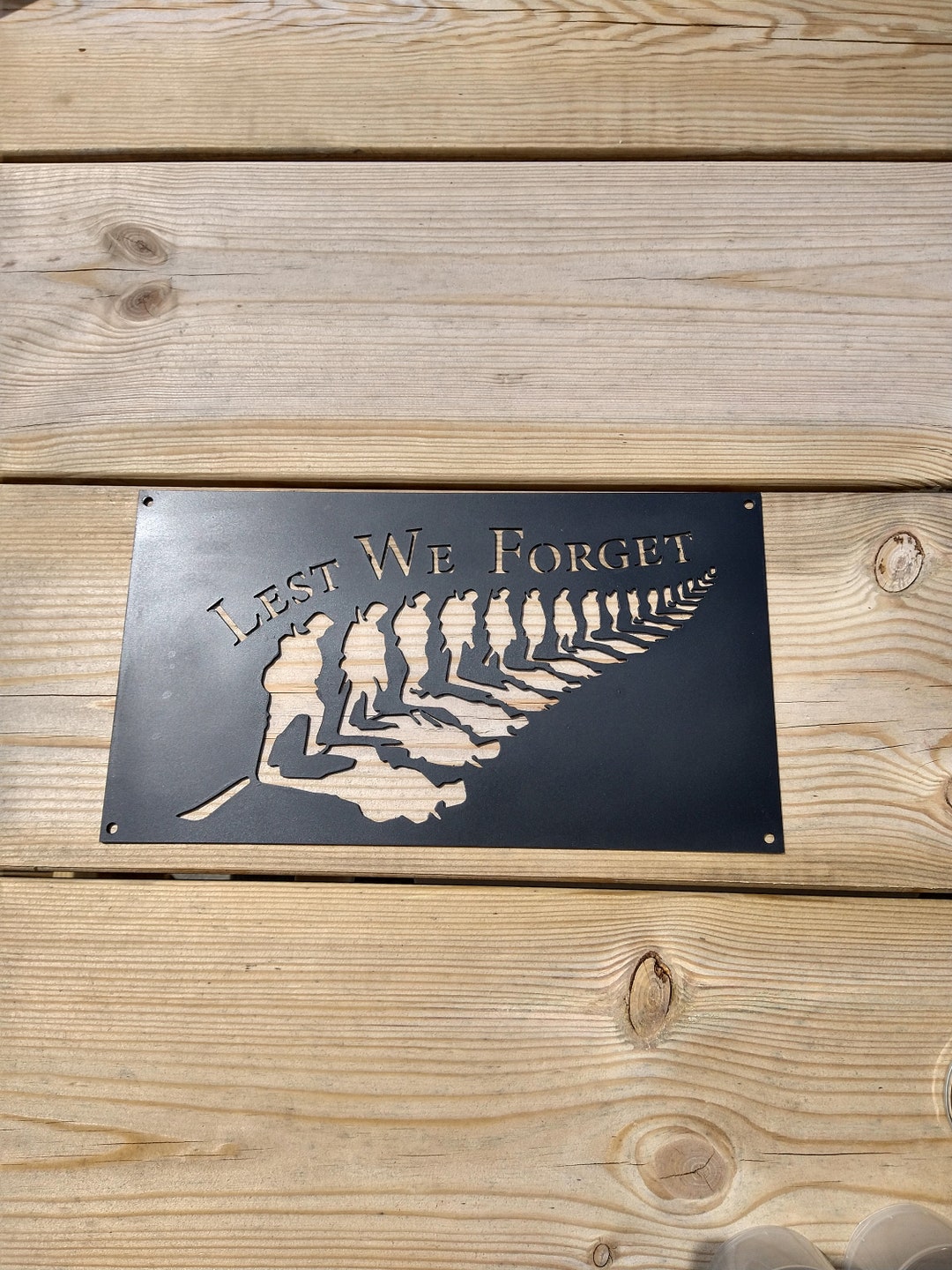 Metal Fern Leaf Soldier Silhouette Plaque Garden Wall Art Poppy Appeal ...