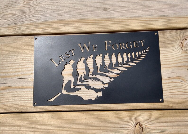 Metal Fern Leaf Soldier Silhouette Plaque Garden Wall Art Poppy Appeal ...