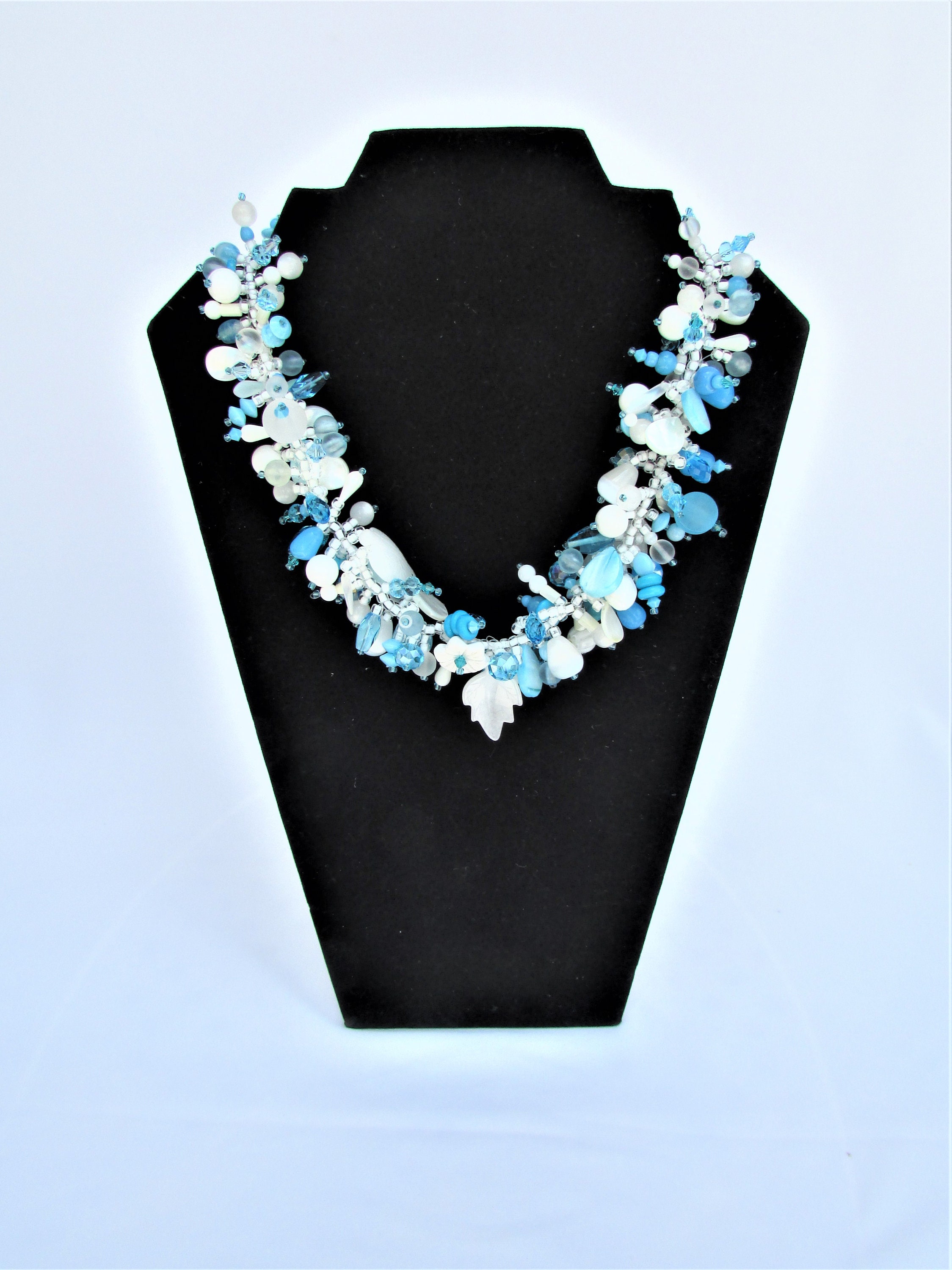 Aqua & White Necklace Petite Boa Necklace Beaded Jewelry - Etsy España