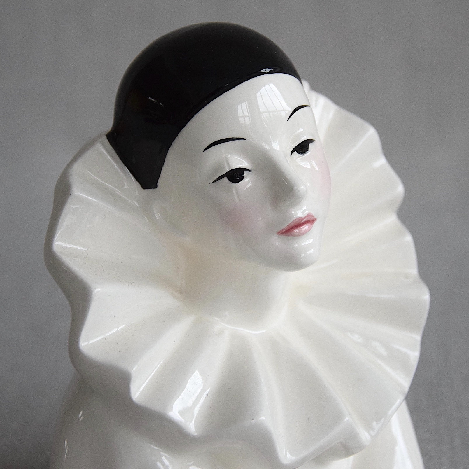 VTG 1980s Modern Ceramic pierrot Bust Figurine 5 Inch / 13 Cm - Etsy